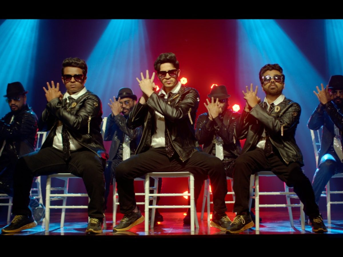 'बॉईज 4' मधील टायटल सॉन्ग प्रेक्षकांच्या भेटीला | boys 4 title rap song ...