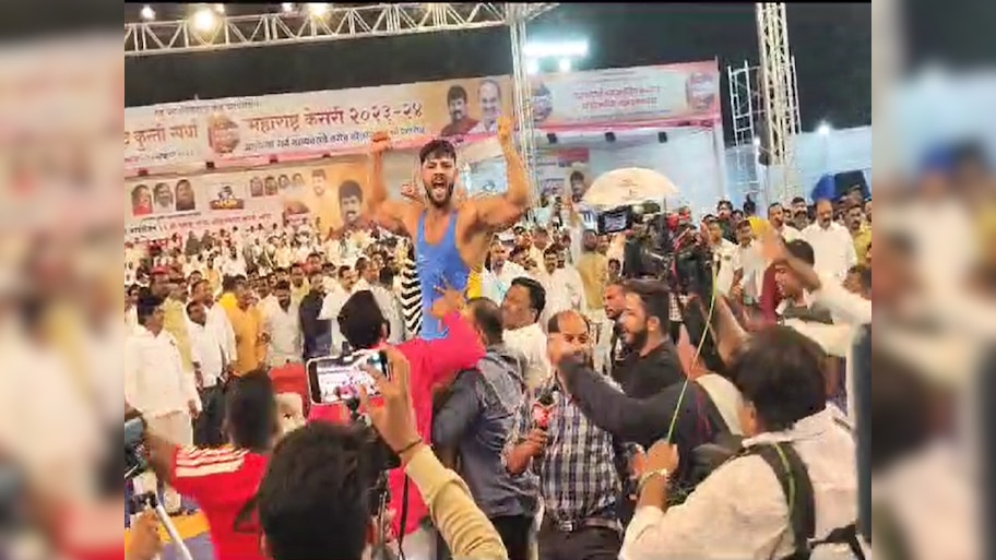 maharashtra kesari kusti Sikandar Shaikh winner beat to defending ...
