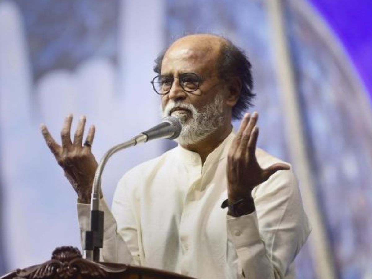 वाहतूक नियम मोडल्याप्रकरणी रजनीकांत यांच्या अल्पवयीन नातवाला ट्रॅफिक ...