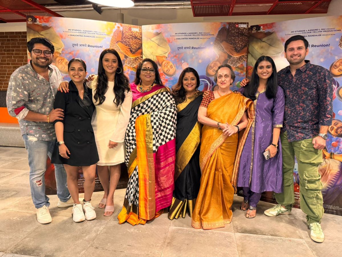 बॉलिवूडच्या चित्रपटांना 'झिम्मा 2'ची टक्कर! | Jhimma 2 still in cinema ...