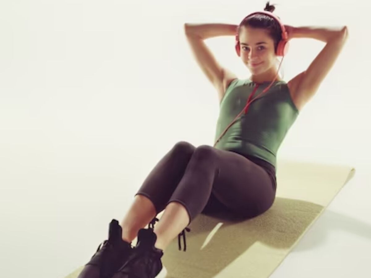 वजन कमी करायचंय? घरच्याघरी करा हे सोपे वर्कआउट्स|Burpees exercise To ...