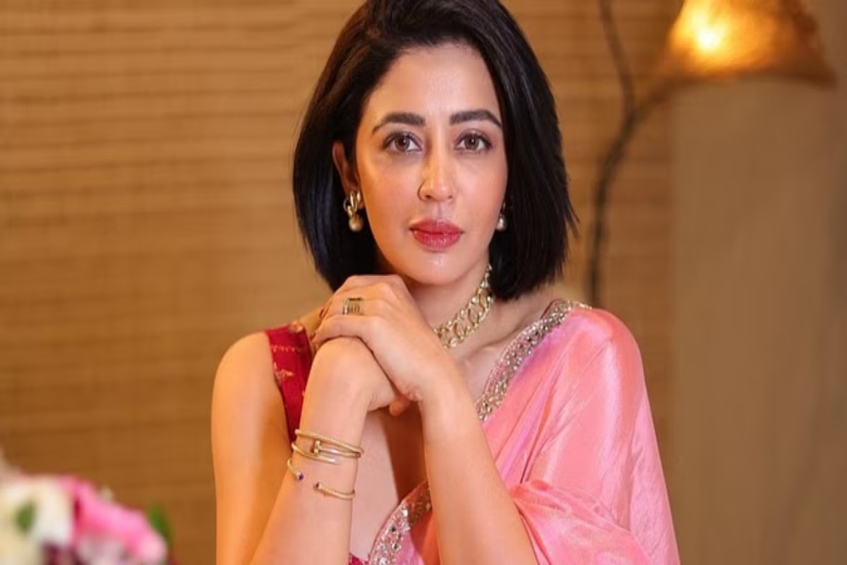 अभिनेत्री नेहा पेंडसेच्या घरी मोठी चोरी; लाखोंचे दागिने गायब झाल्याने ...