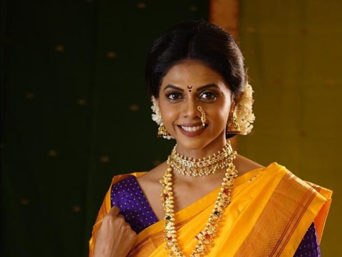 ऋतुजा बागवे लवकरच अडकणार विवाहबंधनात, खुलासा करत म्हणाली 'लगेच ...