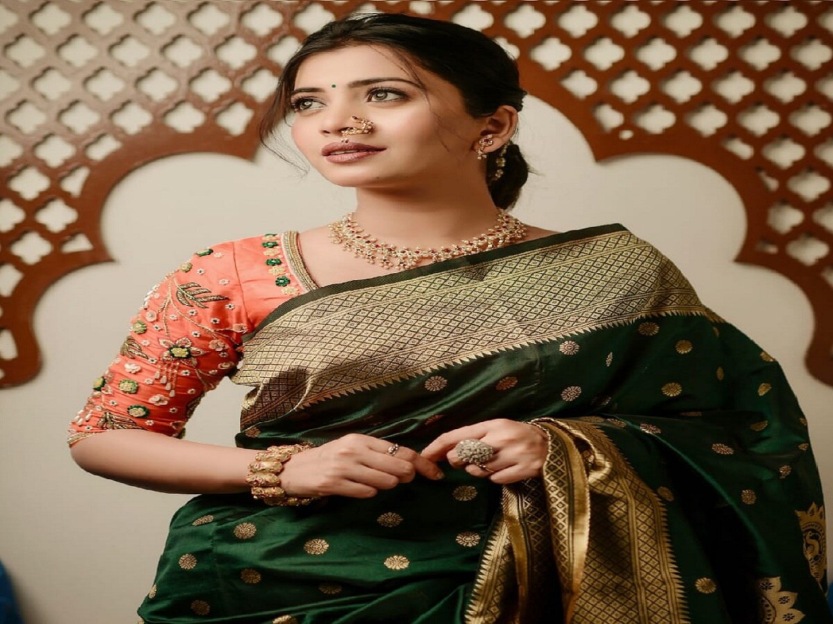 The announcement of the Marathi film Raja Yeil Ga Ruchira Jadhav will ...