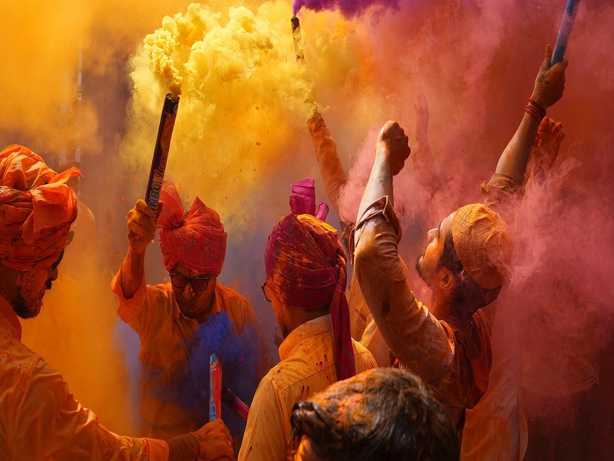 Holi Bank Holiday 2024 Bank Remains Closed on 25th March in These State ...