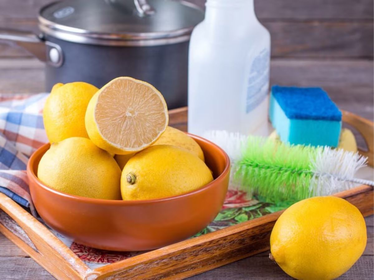 लिंबाची सालं फेकून देऊ नका, किचनमध्ये साफ-सफाईसाठी असा करा वापर|Kitchen Hacks In Marathi Smart ...
