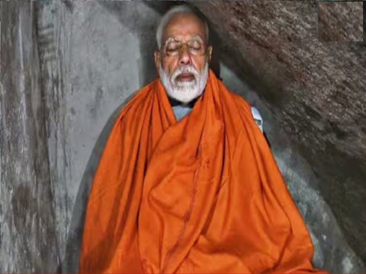 pm narendra modi 45 hour meditation at kanyakumari vivekananda rock ...