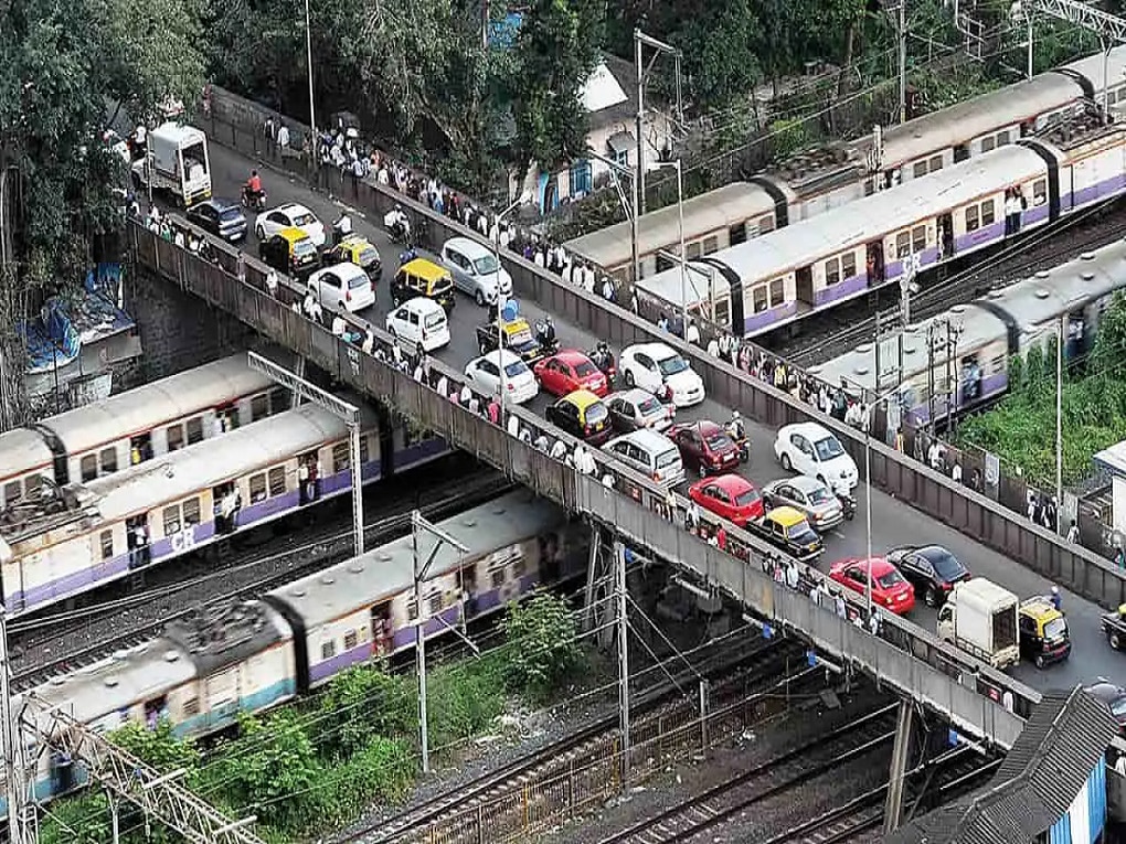 Mumbai News : दक्षिण मुंबईतील 'हा' ब्रिटिशकालीन उड्डाणपूल वाहतुकीसाठी ...