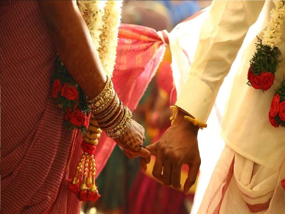 ajab gajab uttar pradesh budaun missig wife found after 7 year marriage ... ajab gajab uttar pradesh budaun missig wife found after 7 year marriage ...