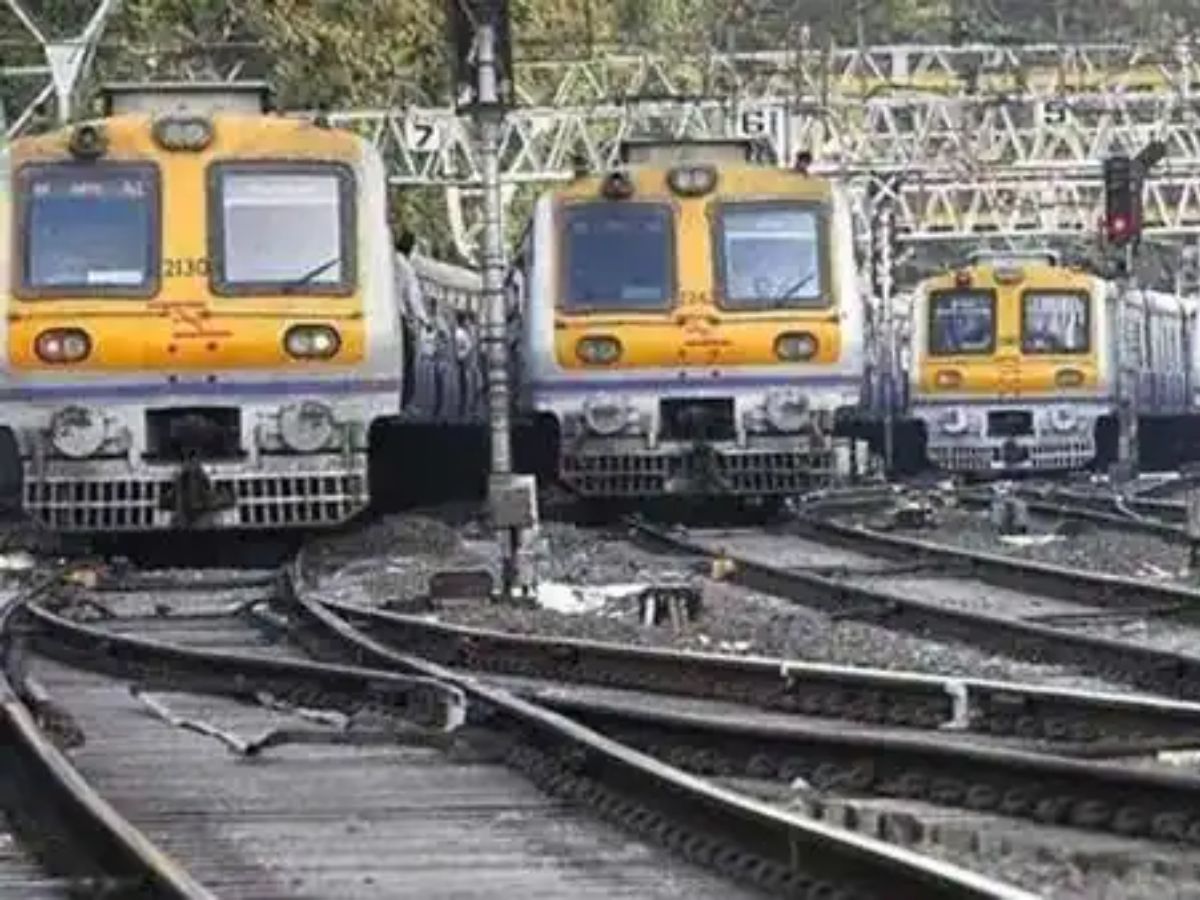 ऑगस्टपासून मध्य रेल्वेचे नवे वेळापत्रक, दादरवरुन सुटणार 10 लोकल, तर ...
