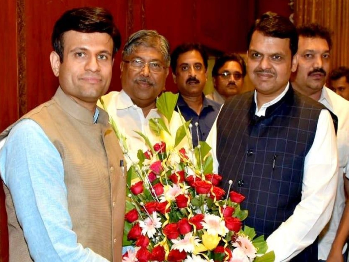 शरद पवार यांची मोठी खेळी! अजित पवार, देवेंद्र फडणवीस दोघांचे टेन्शन ...