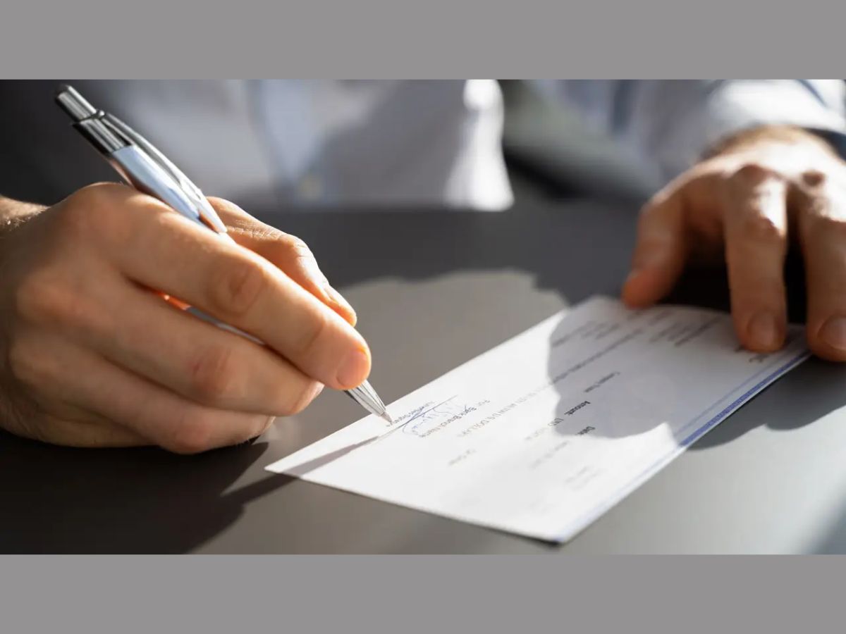Bank Cheque Rules Why Signature on back of the Bank Cheque is necessary ...
