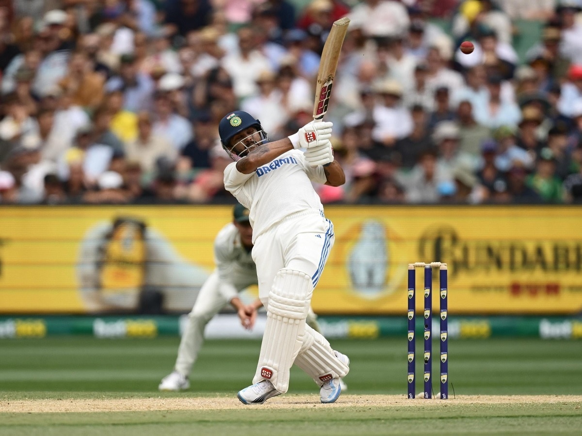नावही न ऐकलेल्या खेळाडूने 8 व्या नंबरवर येऊन झळकावलं शतक, ऑस्ट्रेलियात ...