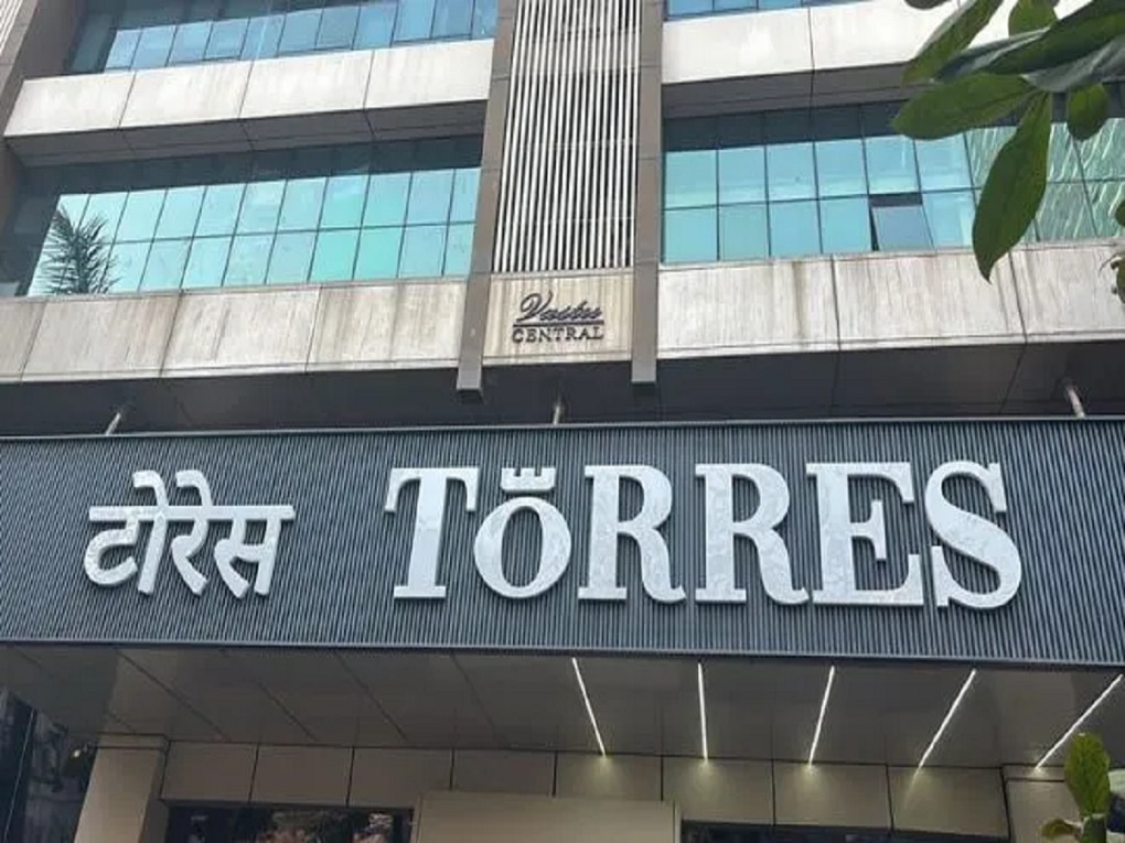 Toress Scam चं युक्रेन कनेक्शन...मुंबईतील आधार कार्ड ऑपरेटर अन्... कसा ...