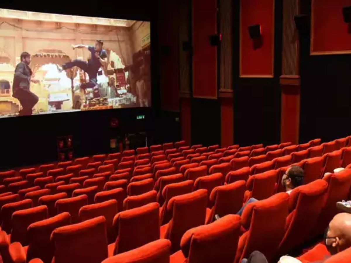 Movie Ticket Price to 200 Rs : सिंगल स्क्रीन ते मल्टीप्लेक्स, सगळीकडे ...