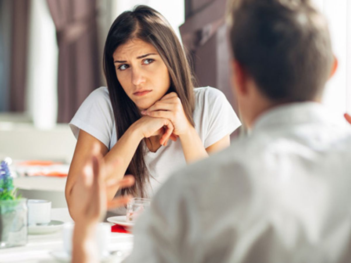 Garuda Purana Shared 7 Signs of indicate that a people is lying Lord ...