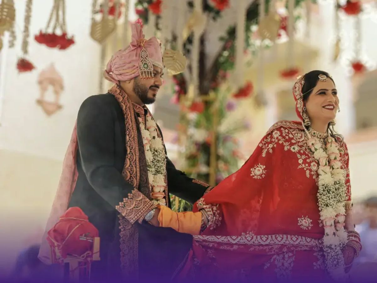 Why Couple love micro wedding this trend goes famous; Micro Wedding ची ...