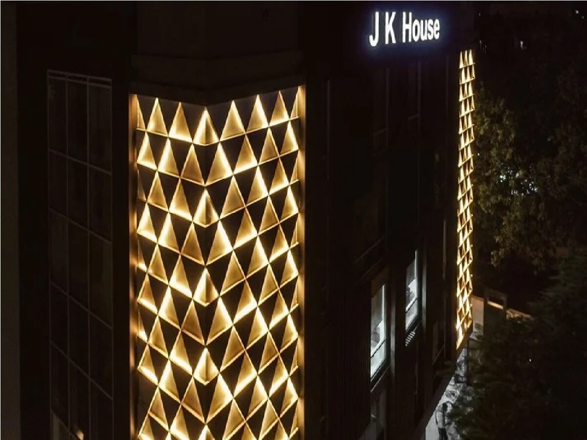 Rich neighbor of Mukesh Ambani Gautam Singhania JK House Expensive ...