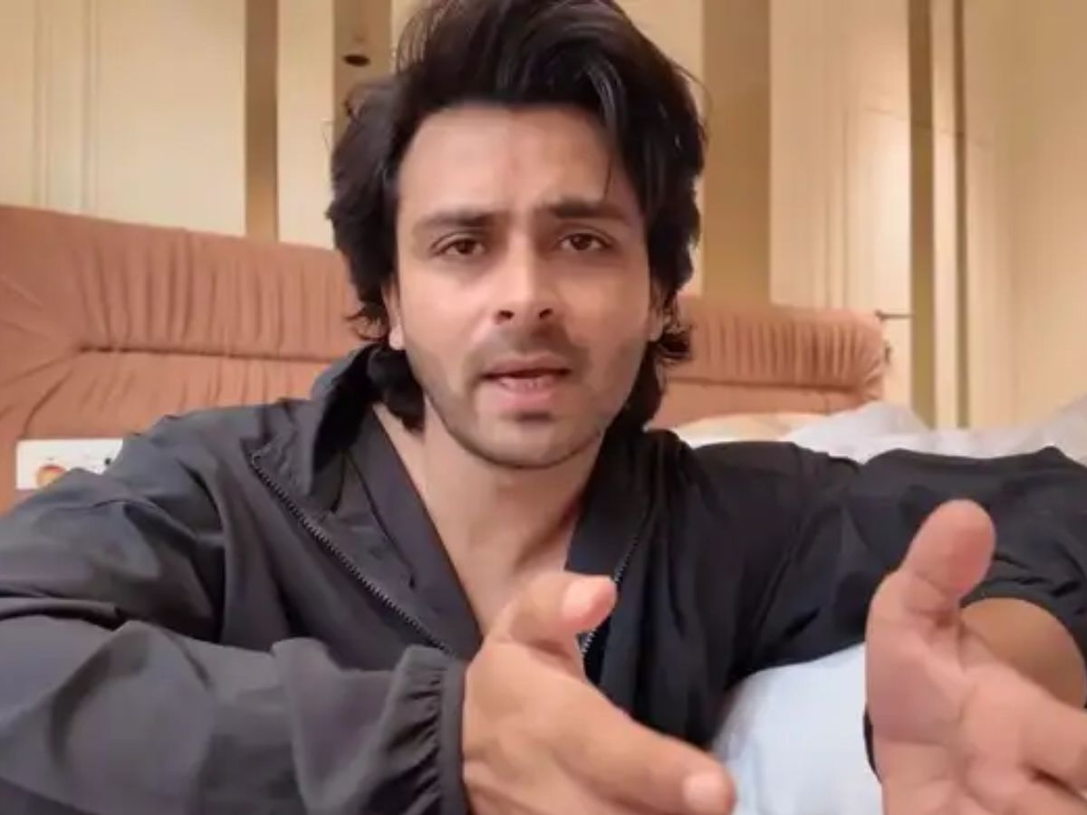 Shoaib Ibrahim Hits Back on Trollers : 'मला पाकिस्तानला जा म्हणतायत तर माझ्या बायकोला ...