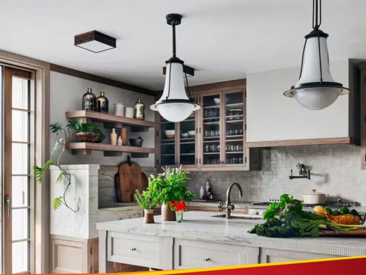 Do not keep this things in kitchen to avoid money problems and disease ...