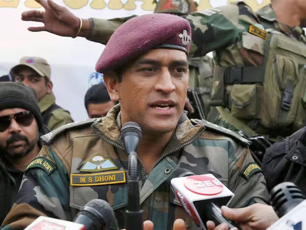 Cricketer Ms Dhoni is a lieutenant colonel in territorial army know his ...