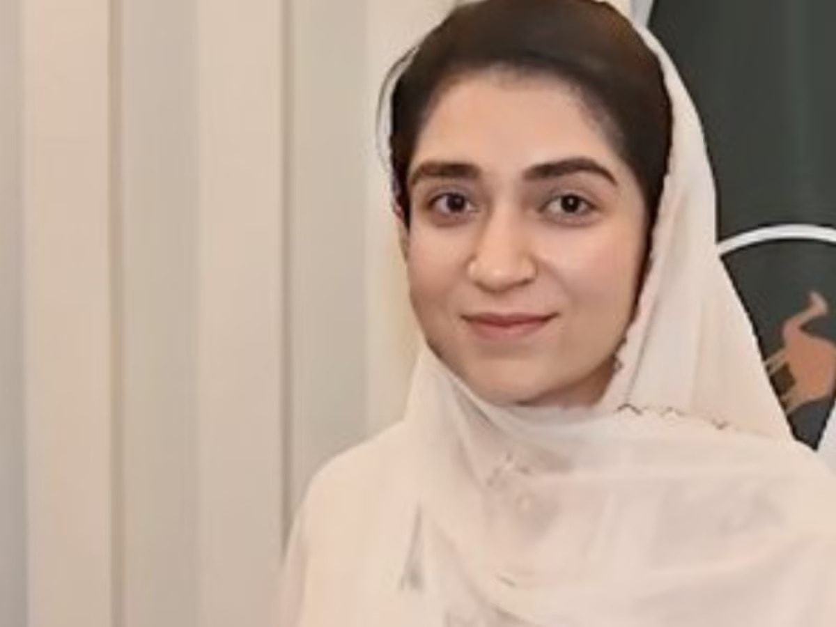Who is Kashish Chaudhary Female Hindu Commisioner Of Balochistan ...