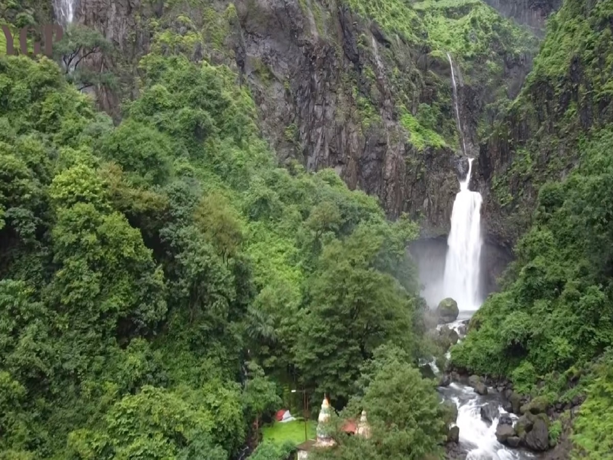 Ratnagiri Secret Waterfall Flows in Summer Marleshwar Waterfall ...