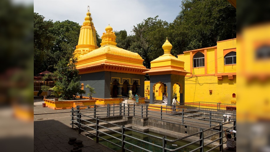 narsapur baneshwar temple dresscode decision scrap grampanchayat ...
