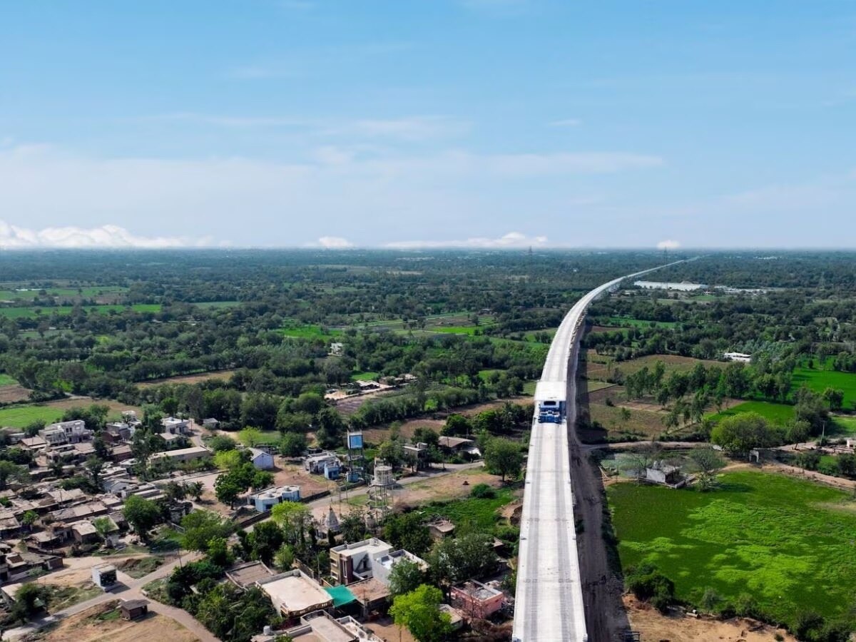 तयार झालं बुलेट ट्रेनचं पहिलं स्टेशन, भारतात कधी पासून धावणार बुलेट ...