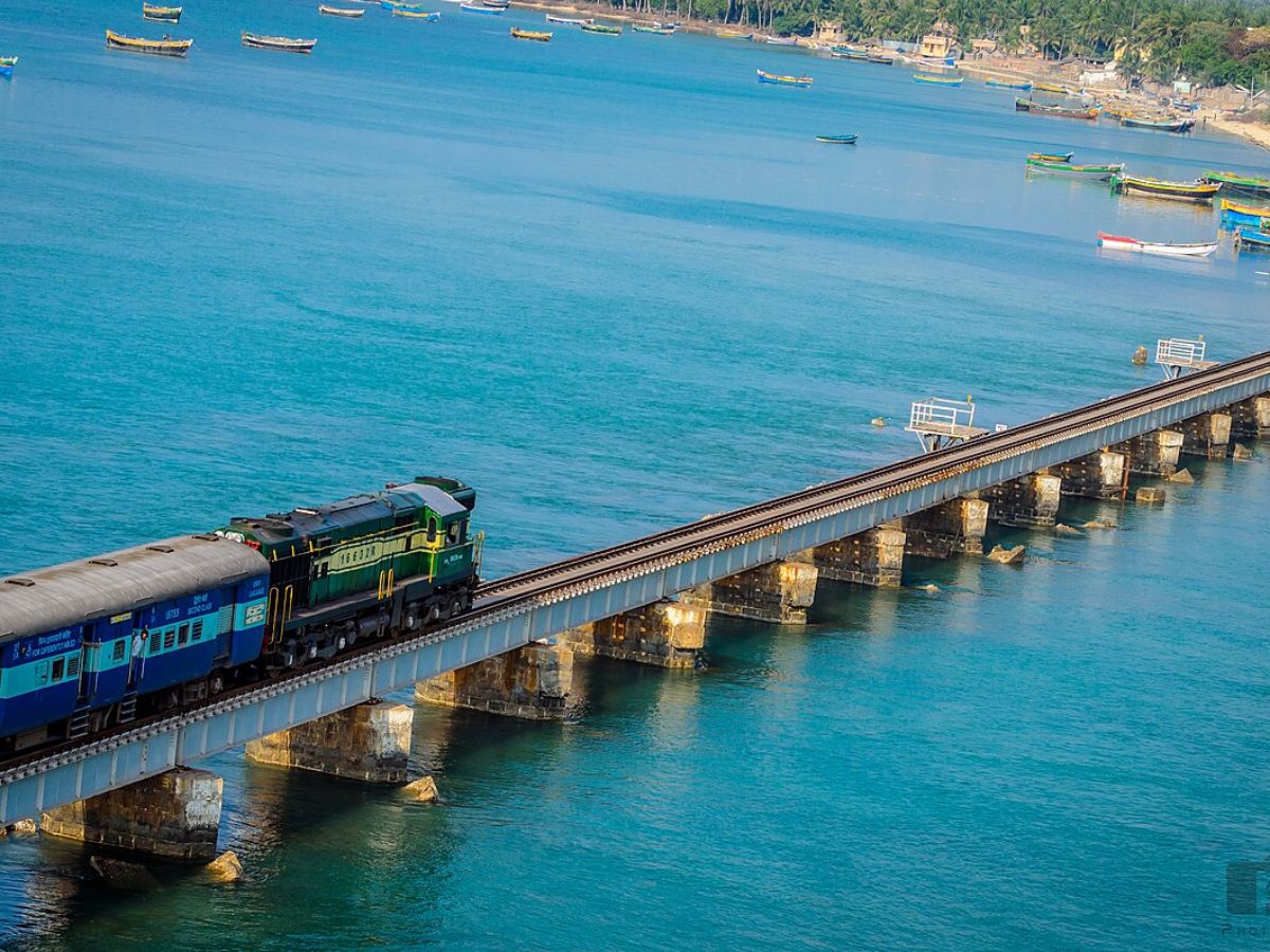 India most dangerous train route Pamban Bridge Chennai to Rameswaram ...