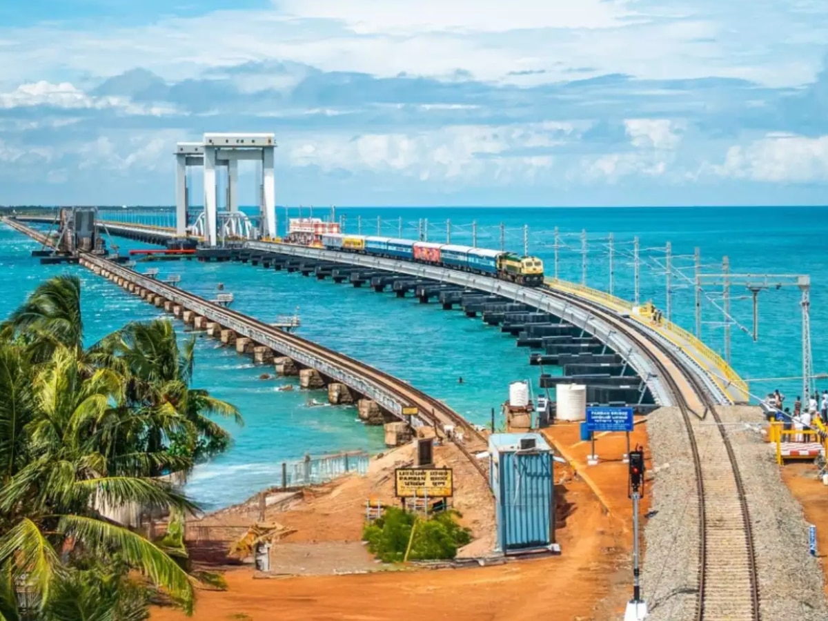 India most dangerous train route Pamban Bridge Chennai to Rameswaram ...