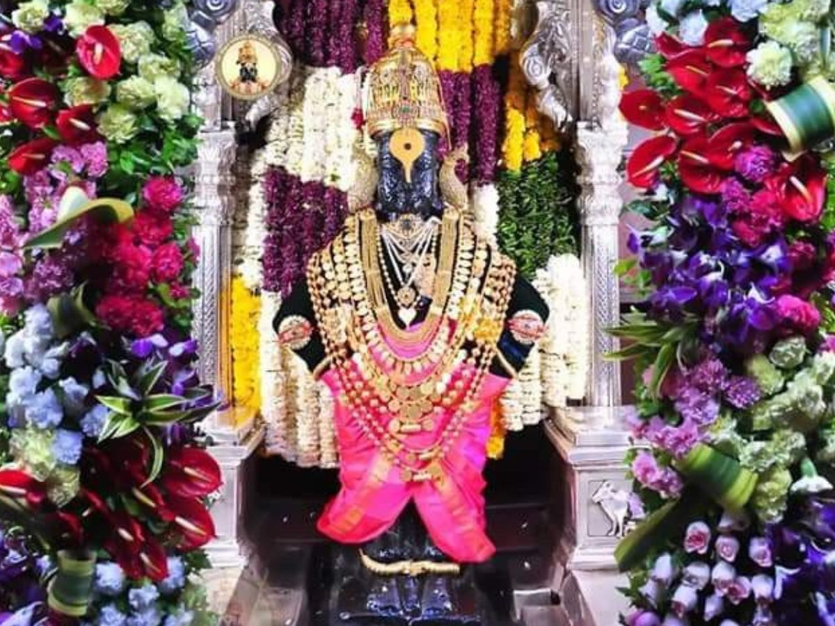 Ashadhi Wari 2025 Why Lord Vitthal of Pandharpur Wears Fish shaped ...