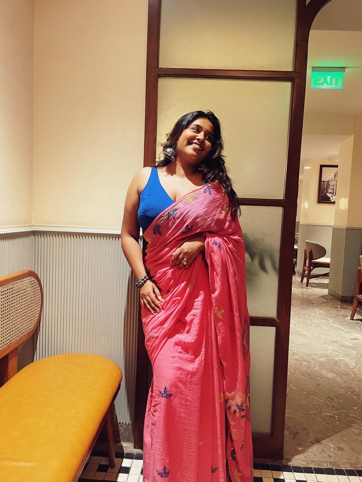 Swanandi Berde Flaunts Her Elegant Traditional Look See Photos Shared ...