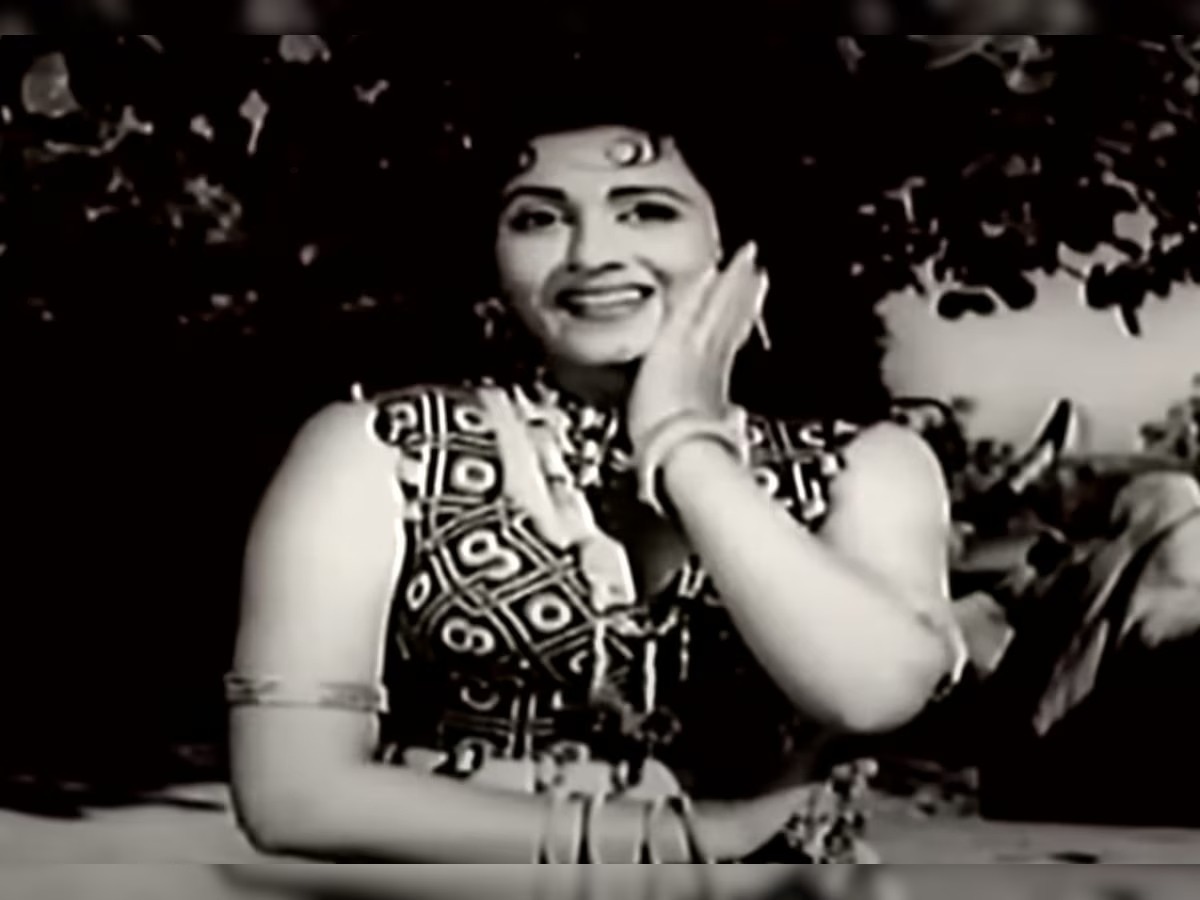 67 Years Old Bollywood Superhit Song madhubala Asha Bhosle s Ek Pardesi ...
