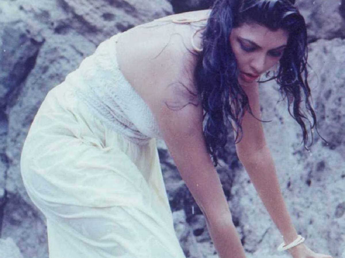 Bollywood ACtress Kimi Katkar Latest Photos Did 15 Movies in 1 Year ...