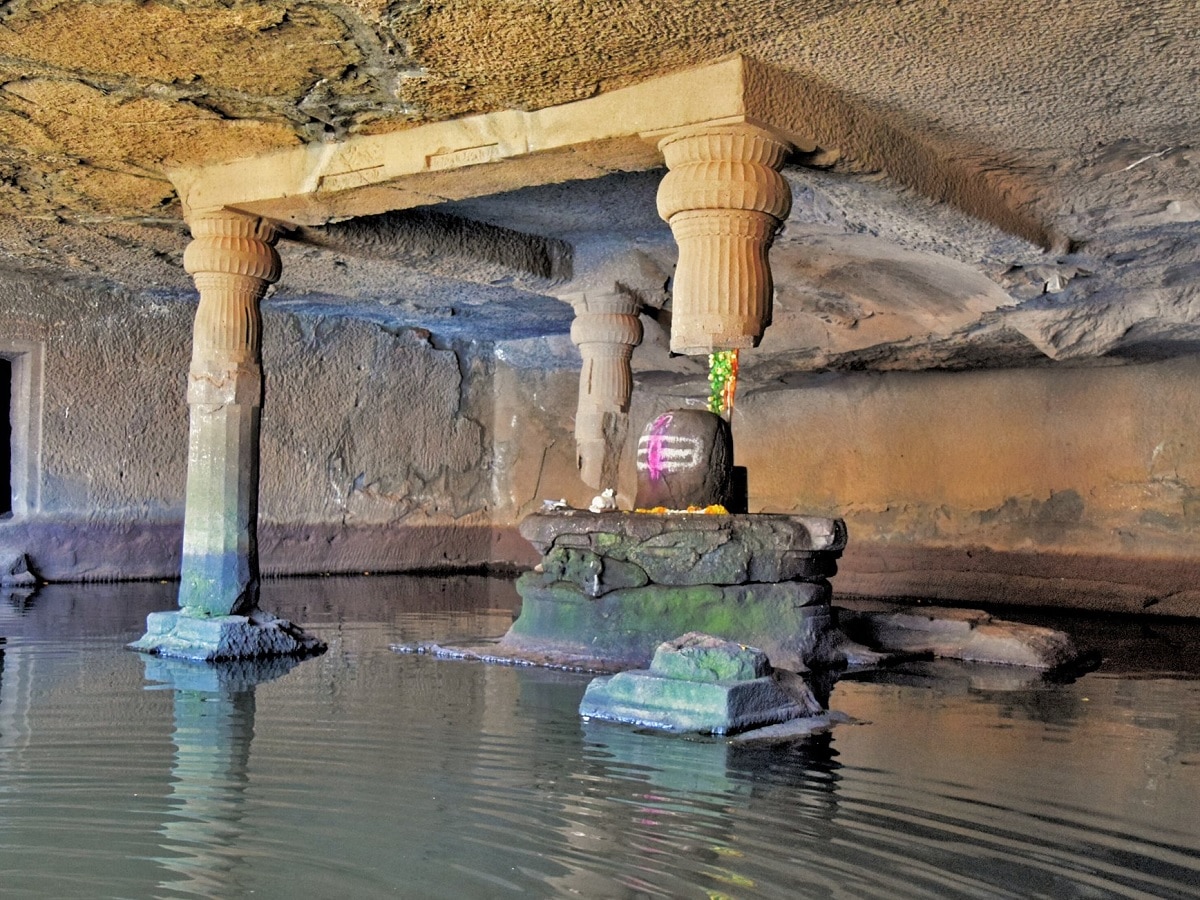 The most mysterious temple in Maharashtra standing on a pillar ...