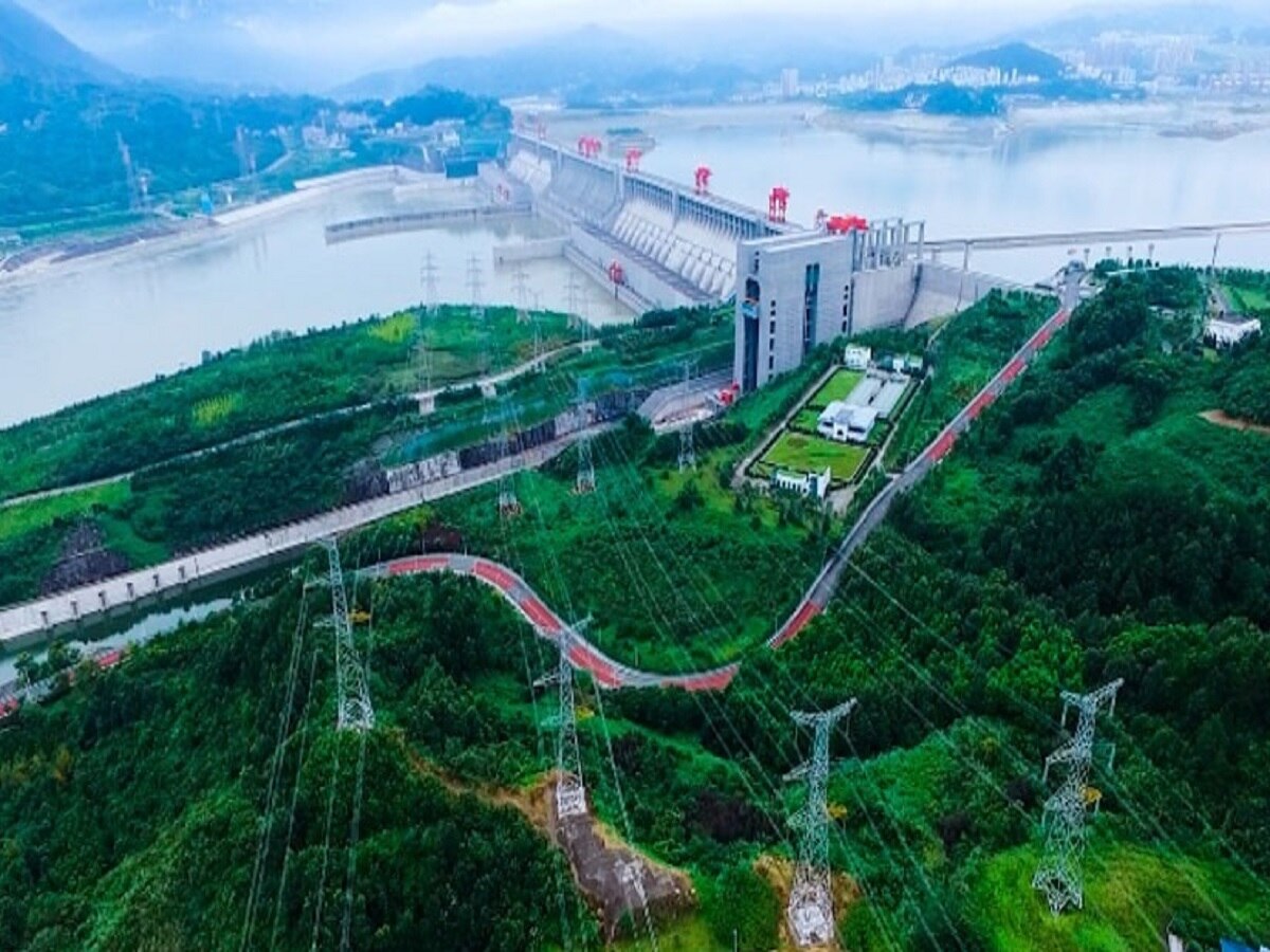 China three gorges monstrous heavy dam A greater threat to Earth than ...