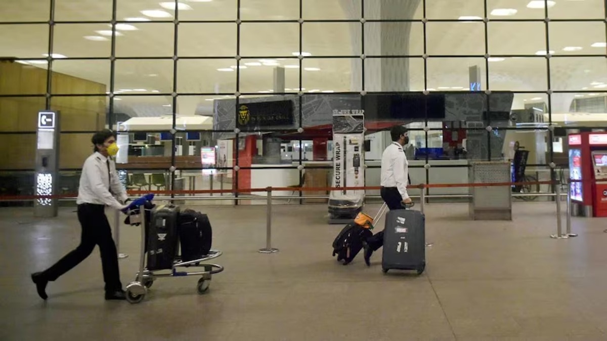 Mumbai crime news airport police Seizes rupees 21 Crore Cocaine Hidden ...