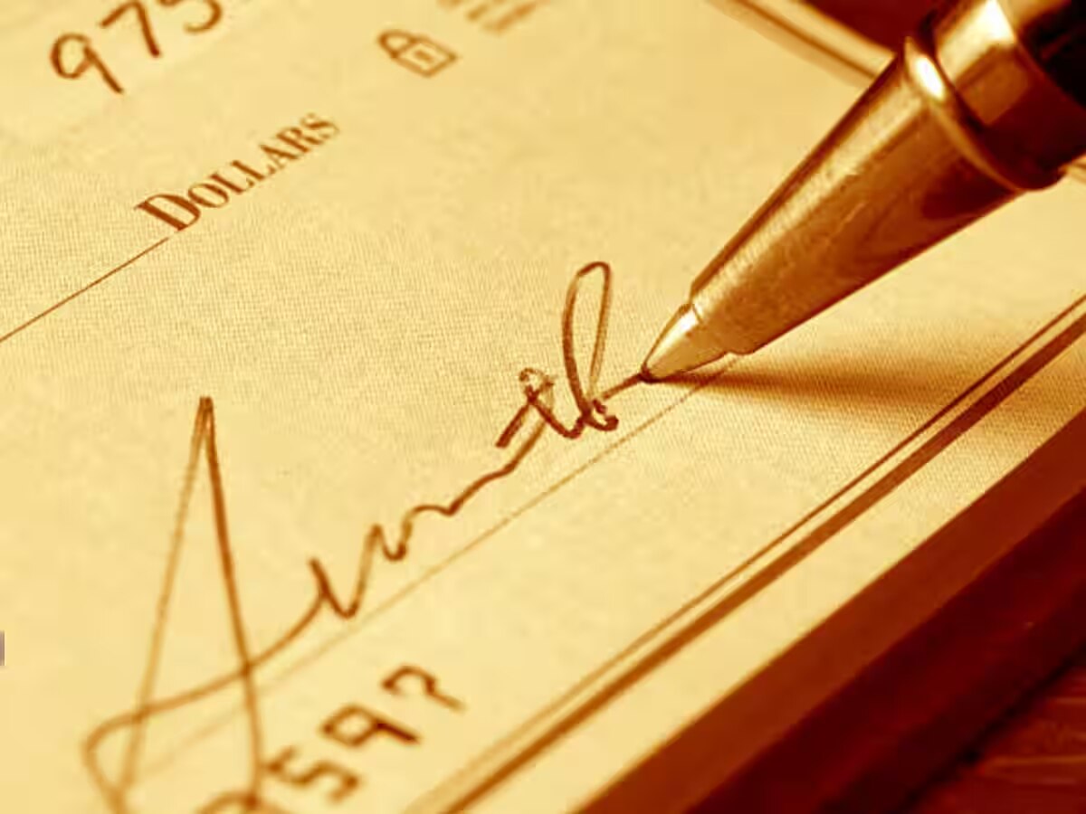 why and when how to cheque sign avoid mistake loss know rbi rules ...