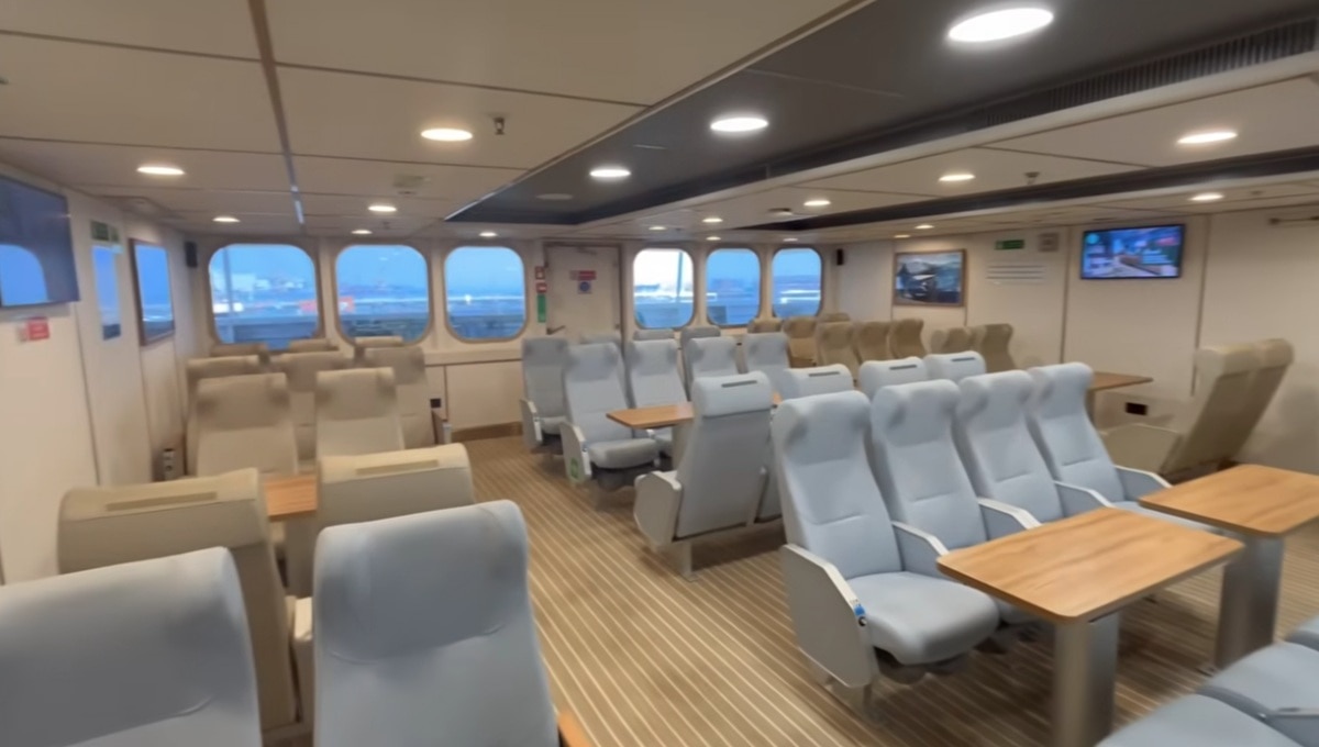 Mumbai to konkan m2m ferries boat service latest update mandwa jetty ...