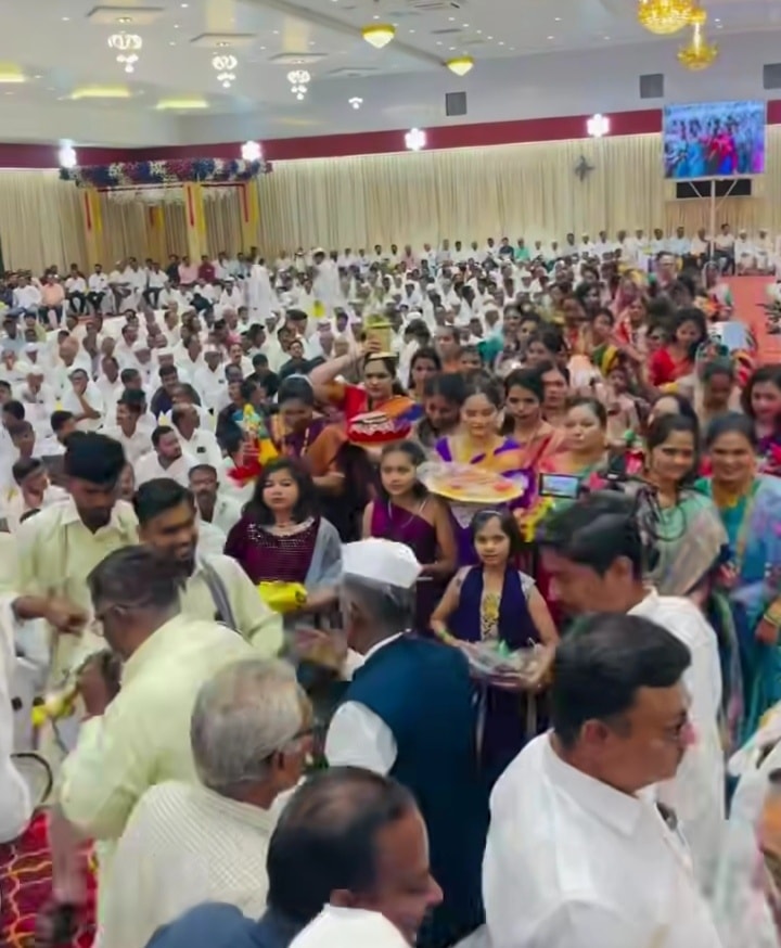 famous kirtrankar nivrutti maharaj indurikar daughter dnyaneshwari ...