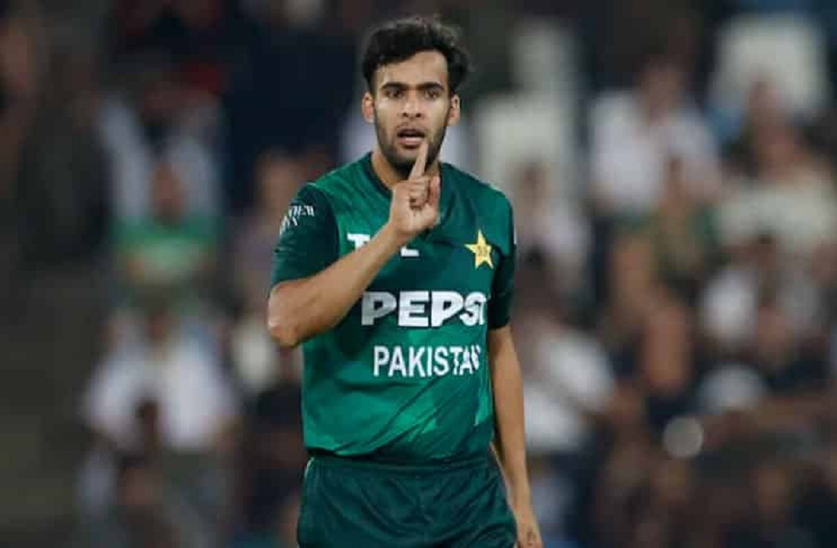 Pakistan Star Abbas Afridi Smashes six sixes in a Hong Kong Sixes match ...