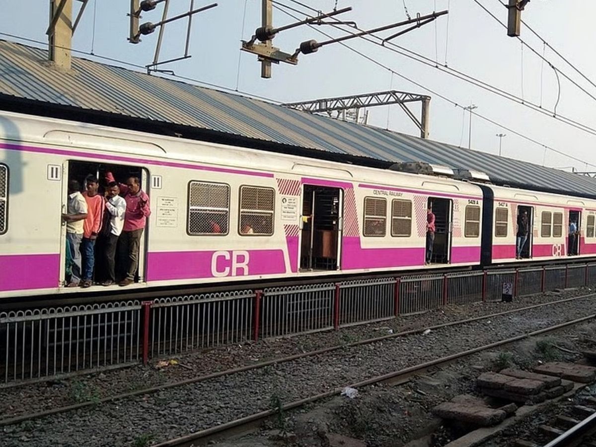 Mumbai local train update central railway decided to close 10 level ...