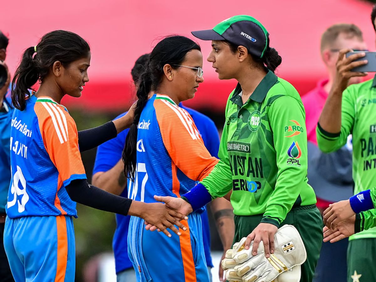 ind vs pak blind women team handshake with each other after match | IND ...