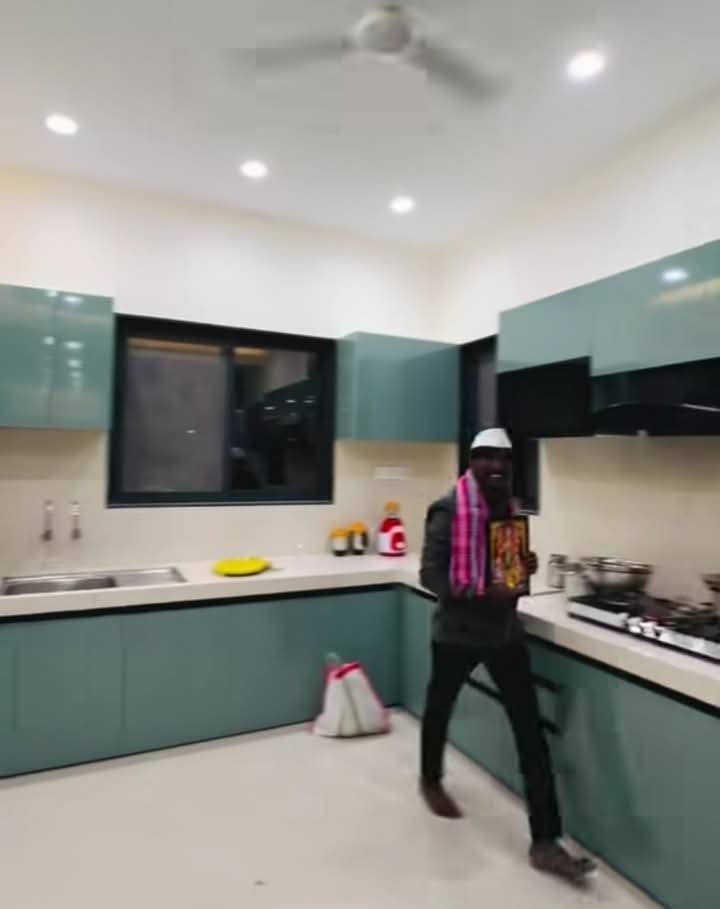 marathi bigg boss winner suraj chavan new home in baramati inside ...