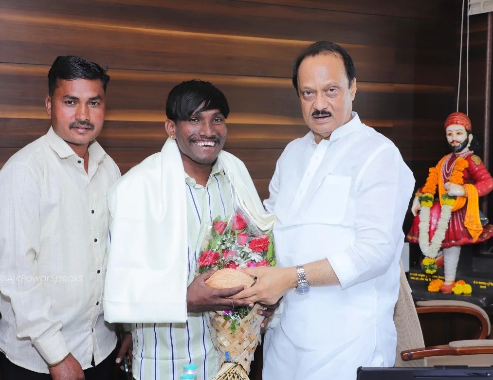 marathi bigg boss winner suraj chavan new home in baramati inside ...