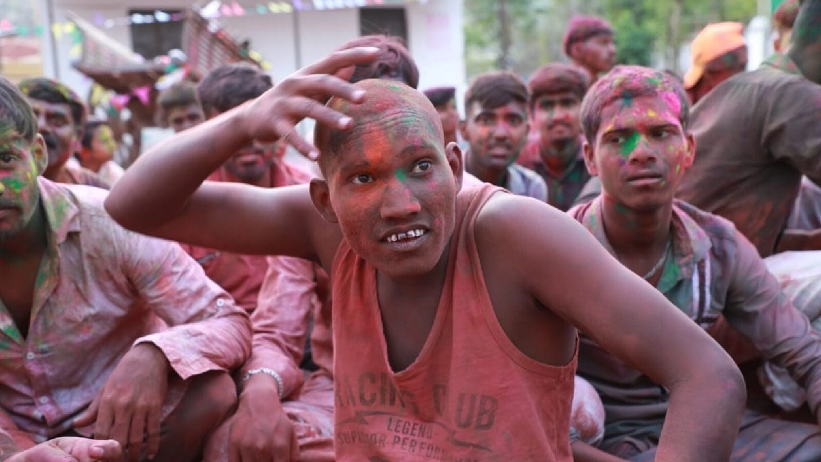 Journey of Big Boos Winner Suraj Chavan from Small House to Bungalow ...