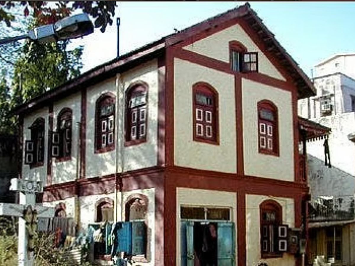 historic heritage village in Mumbai 100 years old home in citys high ...