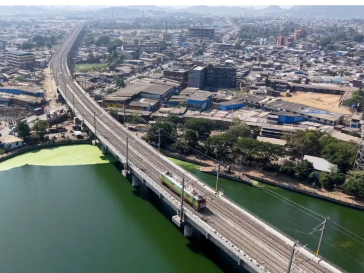 DFCCIL completes trial run of electric locomotives on Vaitarna–New ...