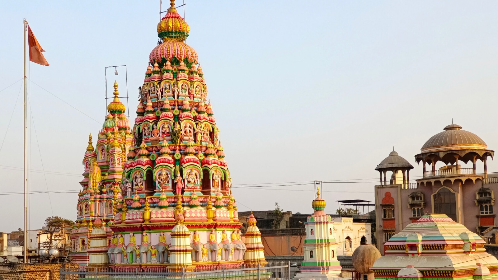 pandharpur news vitthal temple stone pot found Engraving remains ...